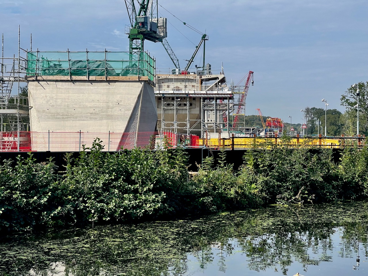 The Colne Valley Viaduct taking shape | Perivale Park London